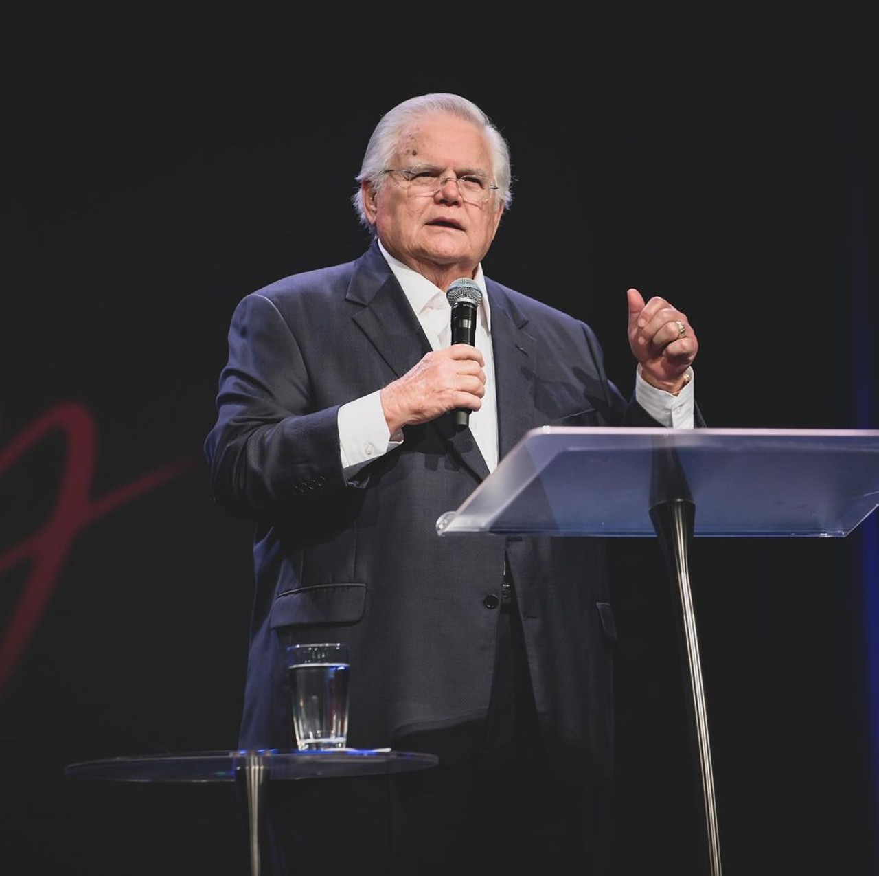 CORNERSTONE CHURCH 2023/2024 CROSS OVER SERVICE LIVE BROADCAST CORNERSTONE CHURCH 2023/2024 CROSS OVER SERVICE LIVE BROADCAST